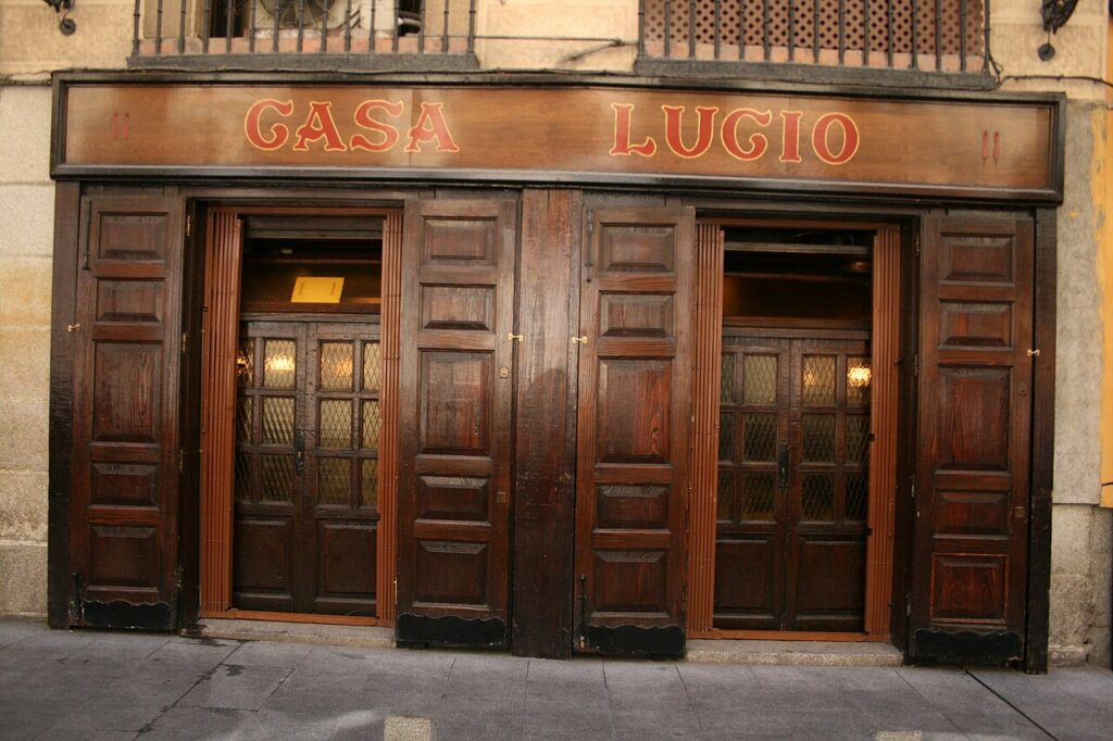 Casa Lucio es un restaurante emblematico en Madrid